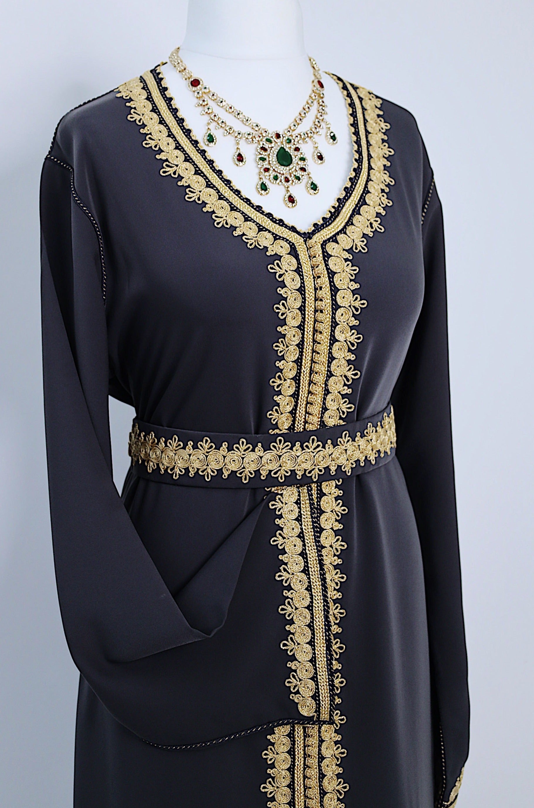 Traditional Moroccan dress with belt Caftan/Kaftan – LBASI